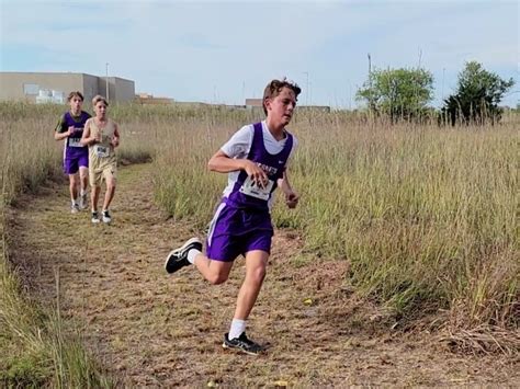 Vcms Cross Country Conquer New Distances Valley Center High School Activities Valley Center