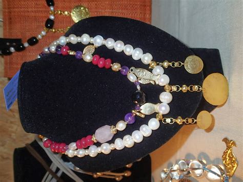 La Mirada Actual Isabelle Hirschi Artista Pluridisciplinar Expone En El Palacio De Pedro I En