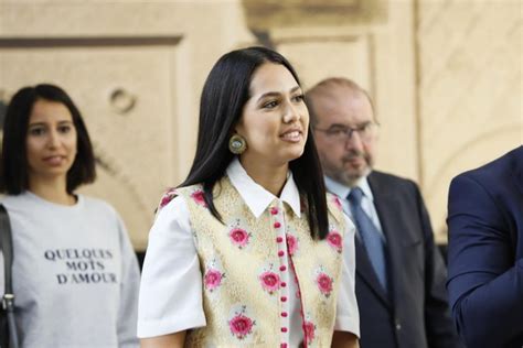 France Grants Moroccan Singer Manal Her Visa Says There Was A Mistake