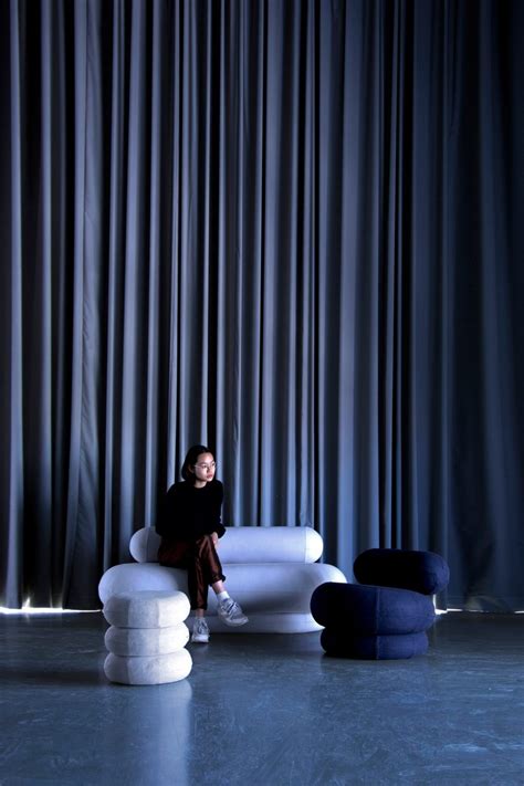Responsive Furniture Expands And Contracts According To Users Needs