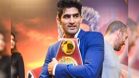 Vijender Singh Once Again Challenges Amir Khan For A Fight News18