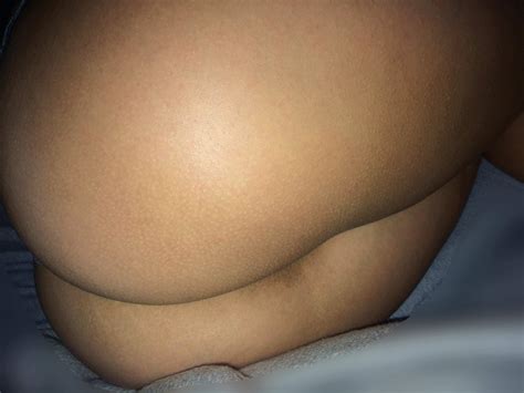 Its Barely Seeable Between Her Thick Buns Porn Pic Eporner