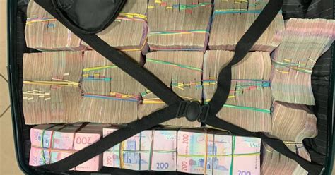 На кордоні викрили схему легалізації мільйонів гривень викрадених на окупованих територіях