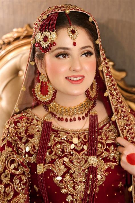 Latest Gorgeous Bridal Makeup And Elegant Jewelry Bride Dp Pakistani
