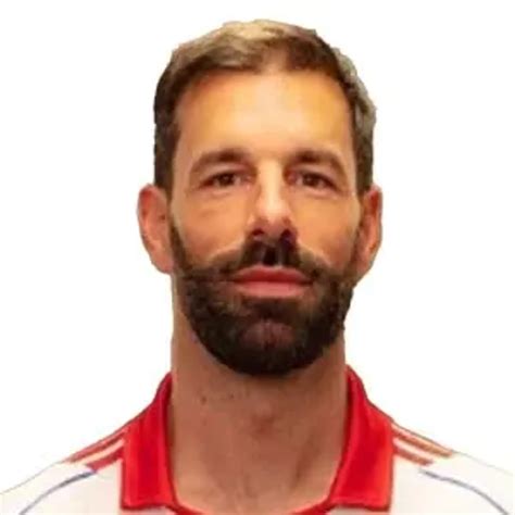 Man United Squad Desperate For Ruud Van Nistelrooy To Stay In Ruben Amorims Coaching Staff