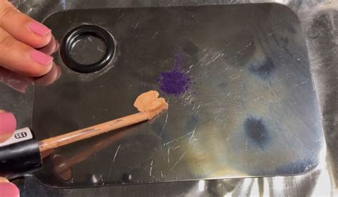 How To Make Your Eyeshadow Pop Upstyle