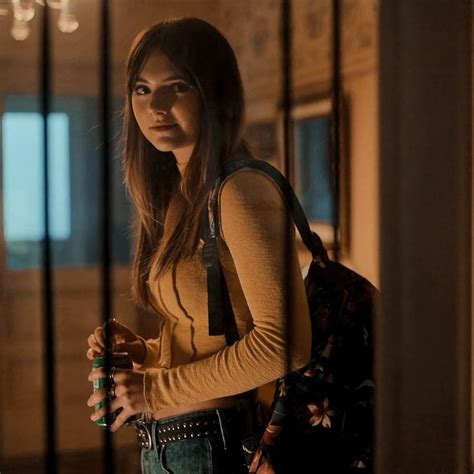Kinsey Locke Emilia Jones Locke And Key Emilia Jones Locke Key Lockeandkey