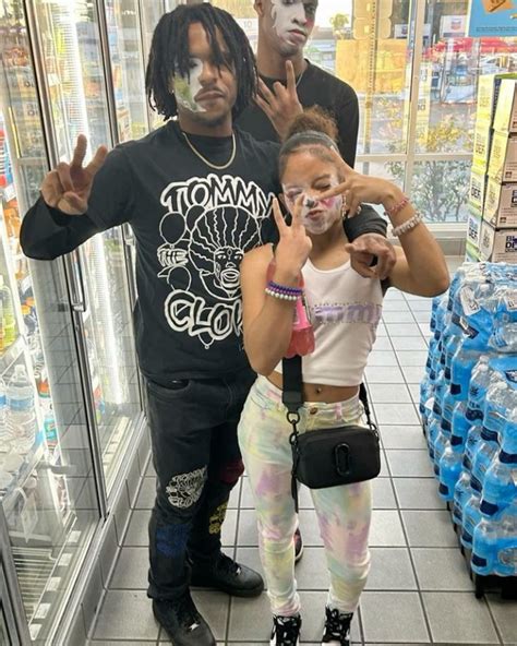 Bounce Dauris N Sassy Cute Friend Photos Cute Online Clothing