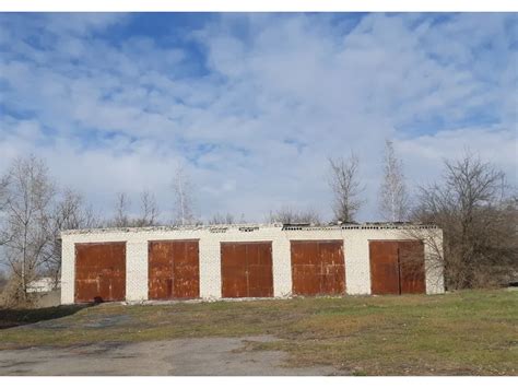 Від 12 гривень на Кіровоградщині на аукціон виставили гаражі