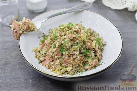 Рецепт: Гречка с сардельками и яйцами на RussianFood.com