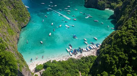 Έντρομοι τουρίστες κάλεσαν την αστυνομία για νεκρή στην πλαζ αλλά το πτώμα ήταν πλαστική