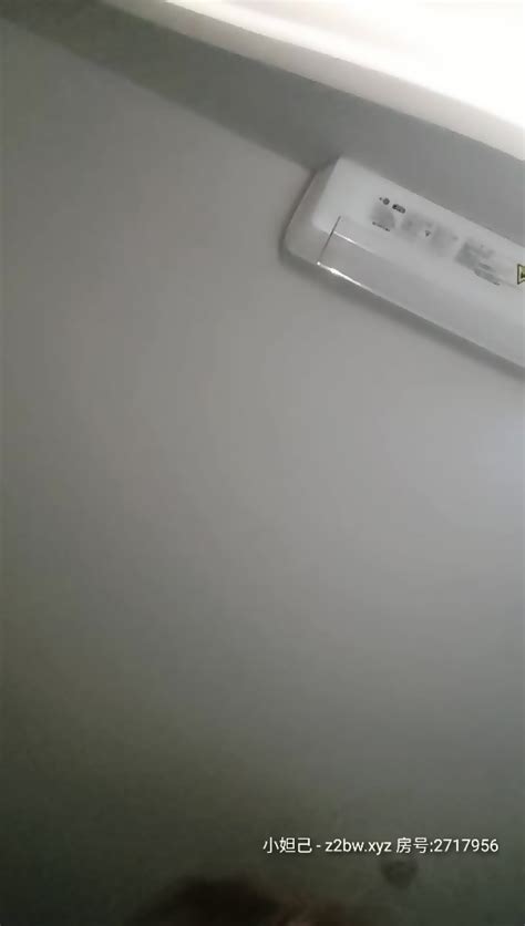 舔瓶盖的小仙女 31 Eporner