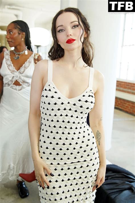 Dove Cameron Sexy Photos Sexy E Girls