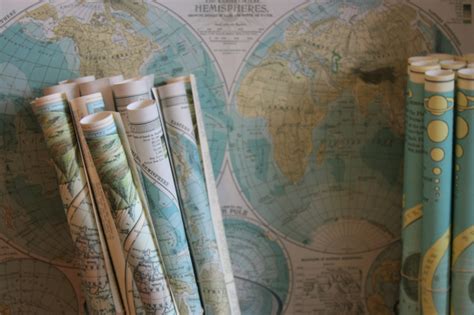 World Maps Scroll Discover Discomfort