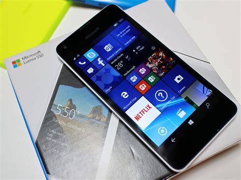 Microsoft Lumia 550 unboxing, comparison and first impressions ...