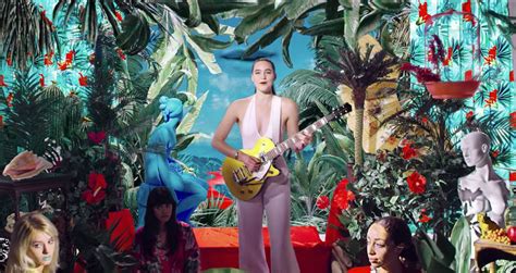 Sofi Tukker Drinkee Directors Cut Videoclip