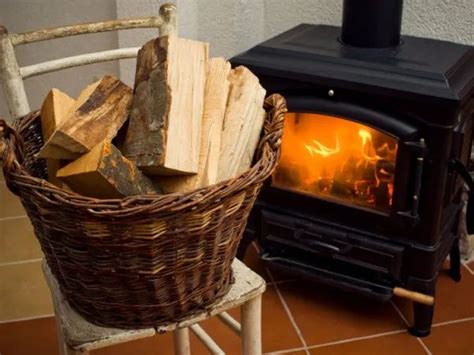 Кабінет Міністрів уточнив порядок надання допомоги на придбання твердого пічного палива