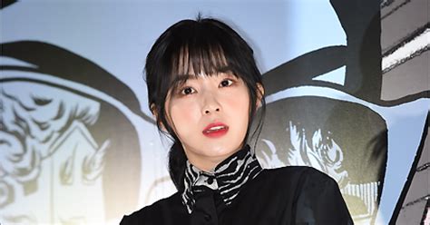 [md포토] 아이린 강추위에 표정도 얼음