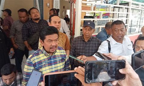 Pimpinan Dan Anggota Dprd Sarolangun Gelar Pertemuan Dengan Awak Media