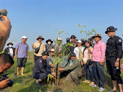 អាជ្ញាធរខេត្តបន្ទាយមានជ័យ បន្តដាំកូនឈើចម្រុះជាលើកទី៦ ក្រសួងមហាផ្ទៃ