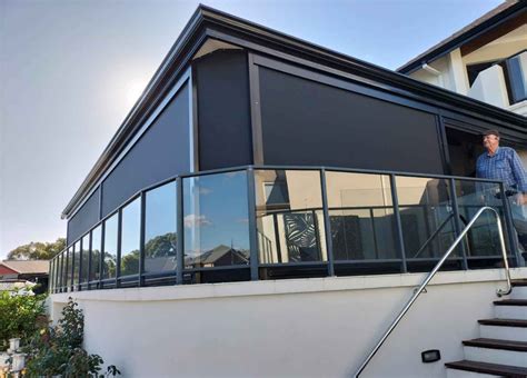 Outdoor Track Guided Blind Systems