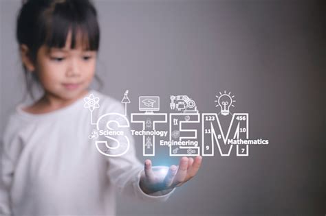 Stem 교육 개념 Stem 과학 기술 공학 수학 과학 기술 기술 교육 개념입니다 4 5세에 대한 스톡 사진 및 기타 이미지 4 5세 Stem 주제 과학 Istock