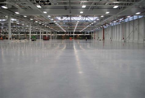 Four Ways To Eliminate Joints In Wide Slab Concrete Floors Construction Canada