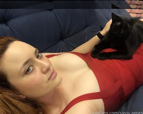 Happy Friday Loves 😍 R Redheadbeauties