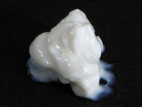 Photograph Of Tio 2 Paste Synthesized Hydrothermally At 170 °c For 3 H Download Scientific