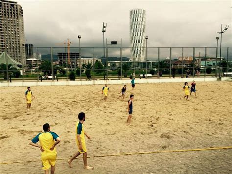 9 ივნისს ქვიშის ფეხბურთში ტურნირი ჩატარდა შეჯიბრი გრიგოლ რობაქიძის სახელობის უნივერსიტეტის