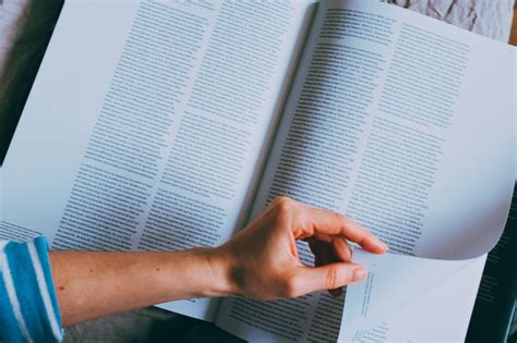 4 Tips On How To Write A Compelling Abstract For A Scientific Conference