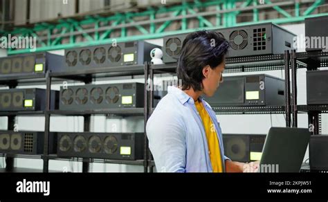 Crypto Machine Stock Videos And Footage Hd And 4k Video Clips Alamy