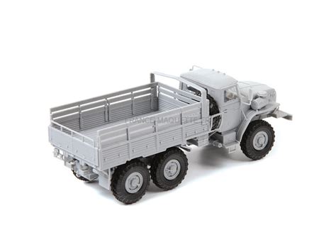 Zvezda 5050 - Maquette militaire camion Ural 4320 1/72