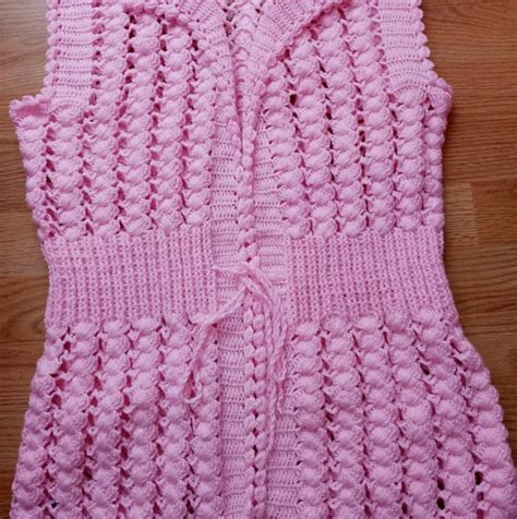 Ръчно плетени елеци и терлъци