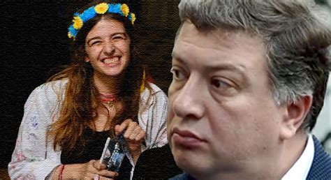 ჩემმა თინათინმა სკოლა დაამთავრა მალე 18 წლის გახდება მაგრამ