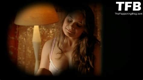 Julia Obst Sexy 10 Fotos Thefappening