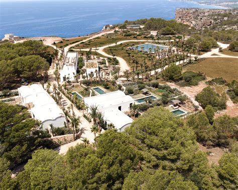 The Best Mahon Swim Up Rooms And Private Pools