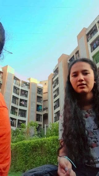 Buzzel 🐝 Buzzel Official • Instagram Photos And Videos