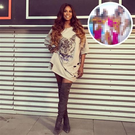 1 Hochzeitsfoto So toll sah Motsi Mabuse an ihrem großen Tag aus