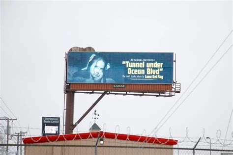 Lana Del Rey Hits Her Target Audience With Billboard Promotion