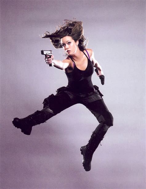 Summer Glau As Cameron Phillips In Terminator The Sarah Connor