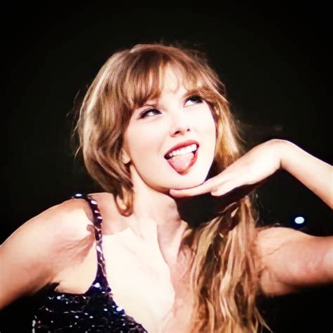 Best 12 Taylor Profile Picture Artofit