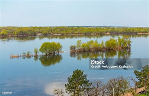 드네프르 강 위에서 바라본 모습 우크라이나의 자연의 봄 풍경 0명에 대한 스톡 사진 및 기타 이미지 0명 강 경관 Istock