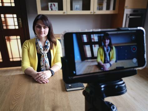 여자 기자 포착 Pixabay의 무료 사진 Pixabay