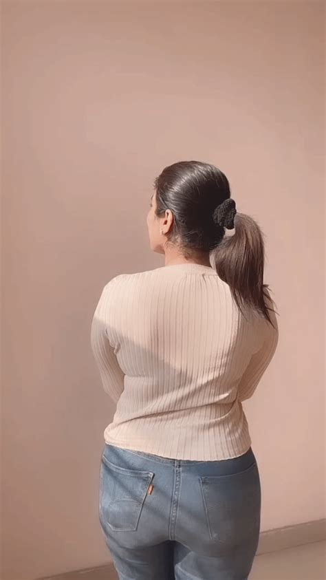 Apoorva Bhalla R Uhdwallpaper