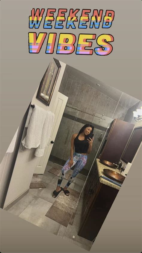 Ariane Andrew Enjoying Her Weekend R Wwe Cameron