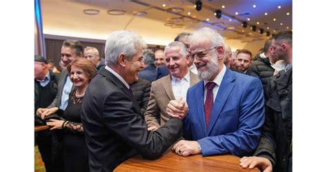 Талат Джафери е първият албанец станал премиер на Северна Македония Видео снимки