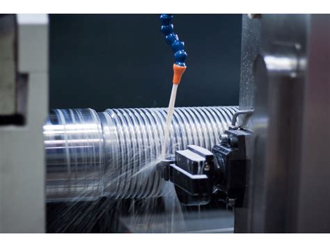Cutting Fluid Definition Types Purpose Properties And Applications