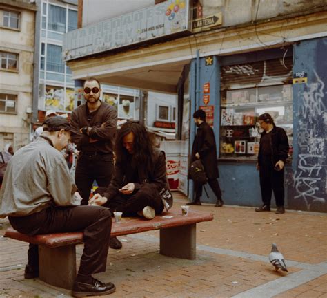V Unknown Mortal Orchestra