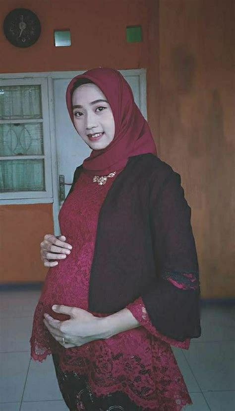 Pin by premioguerra batik on hamil hamil | Girl hijab, Pretty pregnant, Pregnant women